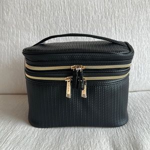 Modella | Bags | Basketweave Design 5piece Train Case Makeup Bag | Poshmark